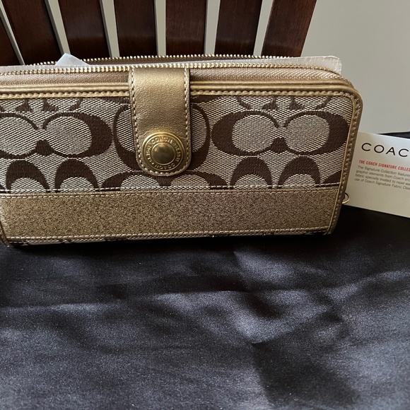 Coach | Other | Coach Wallet | Poshmark